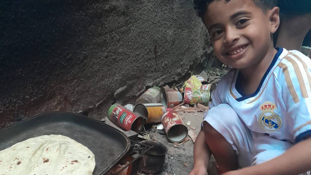 👩‍👧‍👦 Help Randa Feed Her 6 Children 💔 | Chuffed | Non-profit charity ...