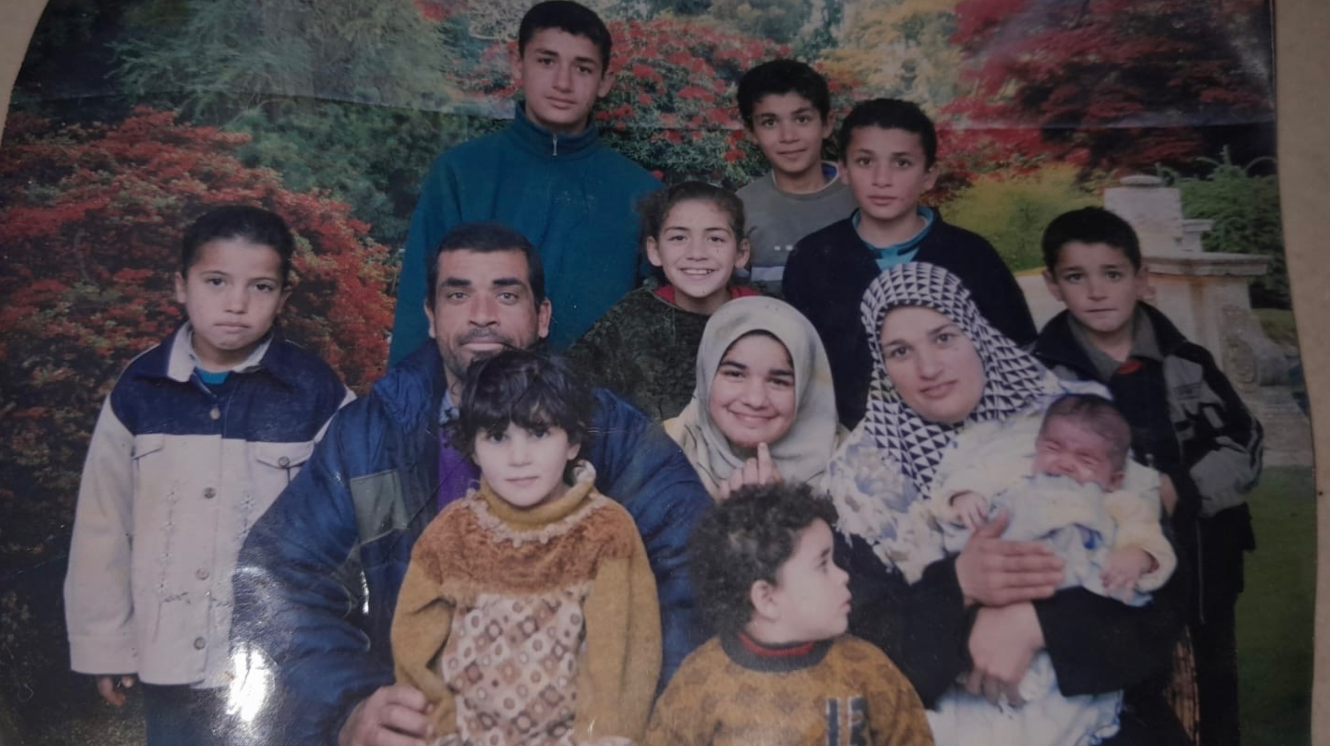 Help Afaf receive cancer treatment in Gaza & support her family ...