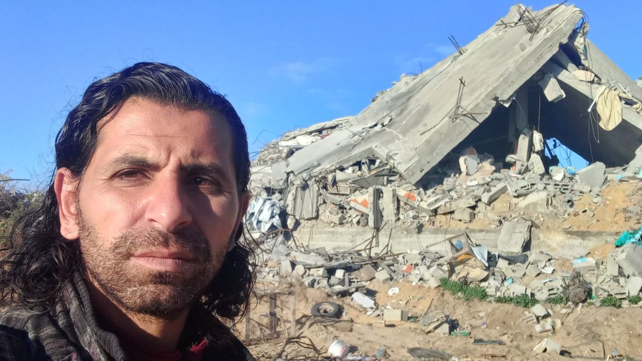 Kaseeh family of 29 struggle to survive after losing everything ...