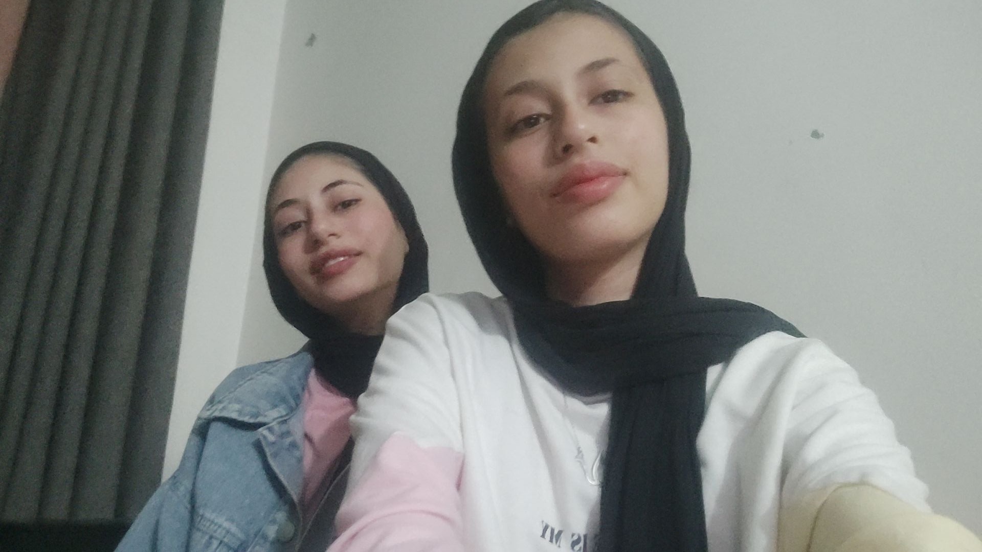 Gaza : Help Yusra and Maram Rebuild Their Future Through Education 🎓💔 ...